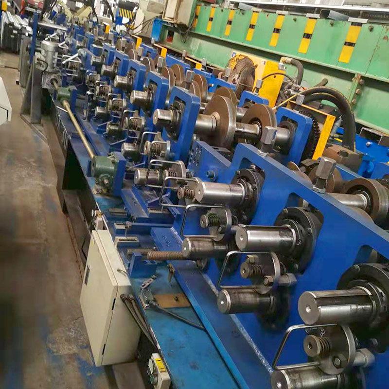 CE Certification SIHUA automatic customized C/Z purlin roll forming ...